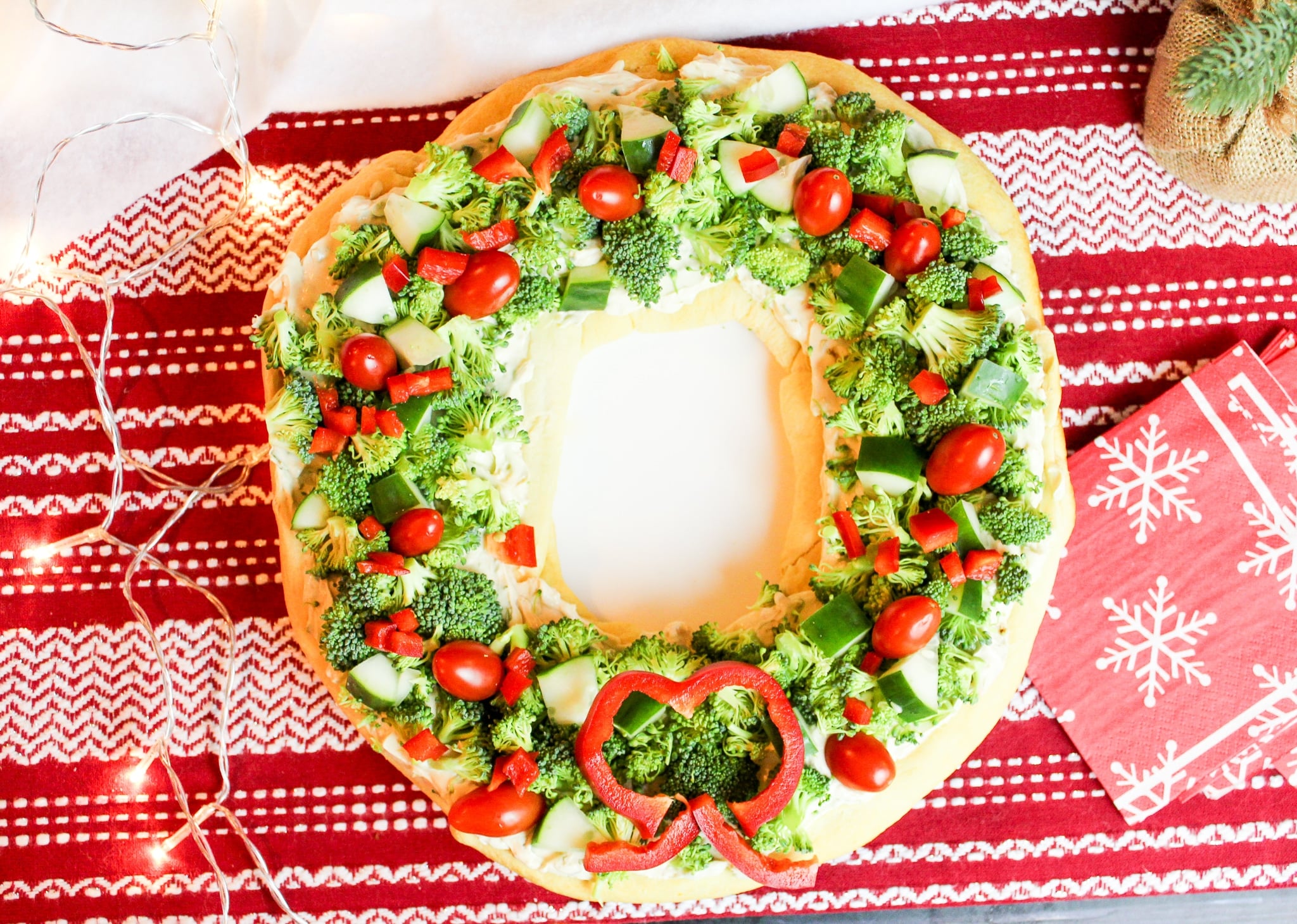 Christmas Wreath Veggie Pizza Appetizer